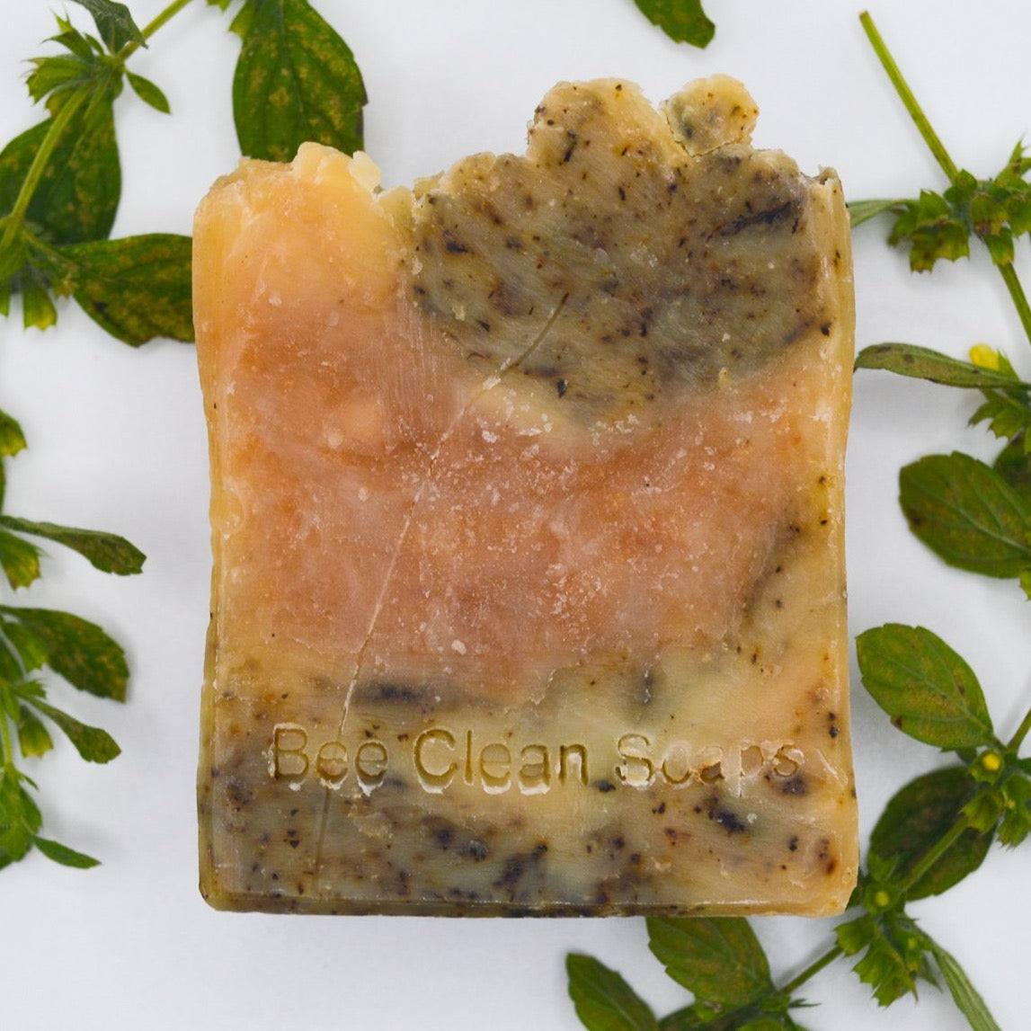 Bee Clean Soaps | Honey and Peppermint Tea Soap Bar.